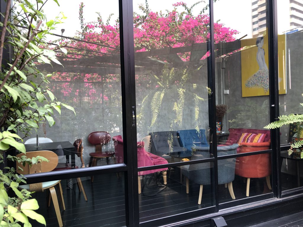 แนะนำ SLO CAFÉ คาเฟ่สำหรับคนรักเมนูกาแฟ และ แพนเค้ก พร้อมบรรยากาศเรือน ...
